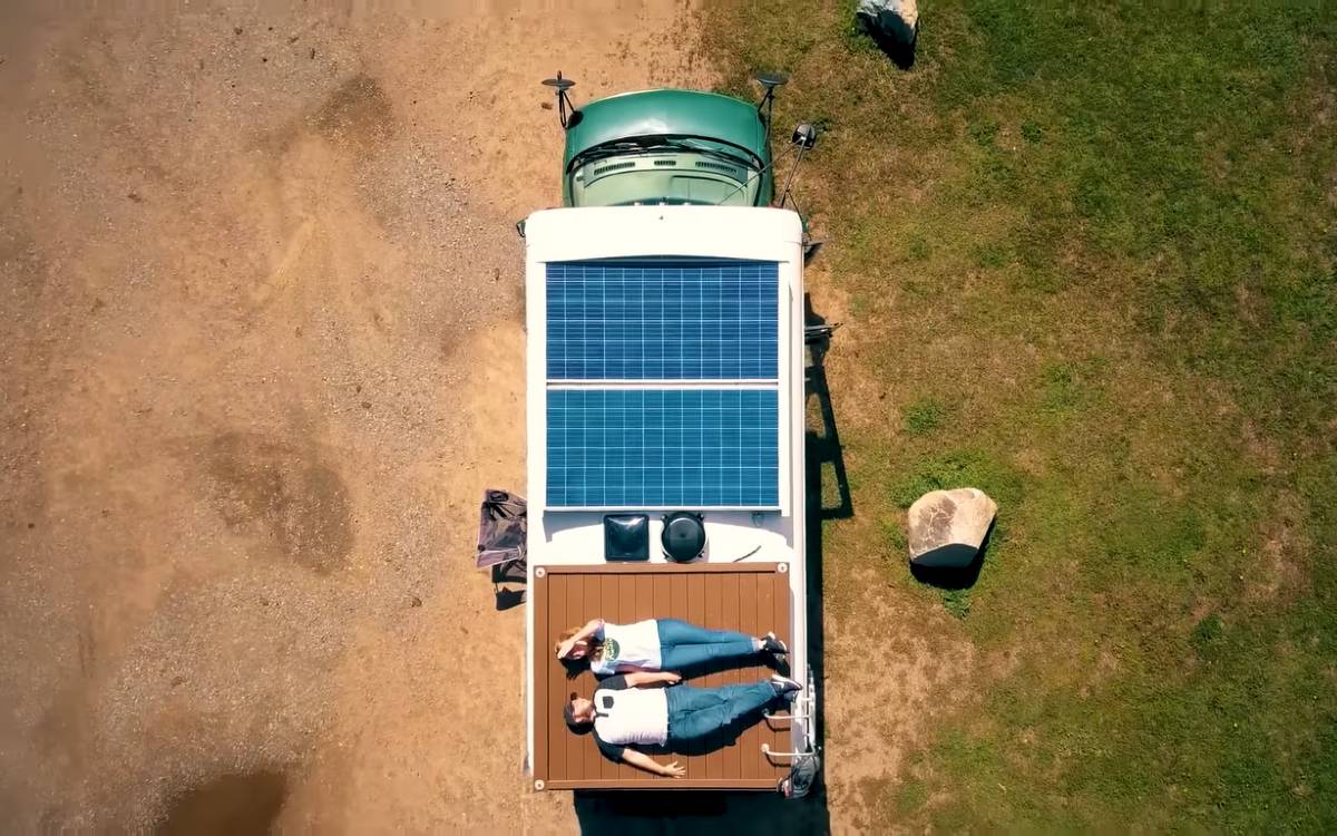 15 Short Bus Conversions That Are Really Freakin' Awesome